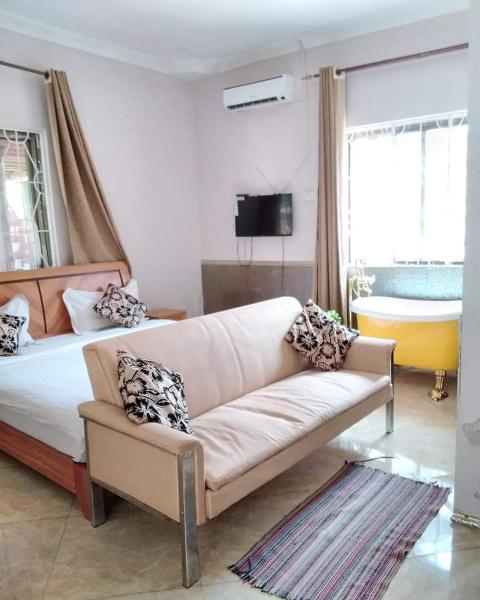 Vacation Home Dalma Lodge 3* rates from $30 (22 guest reviews) Mjini ...