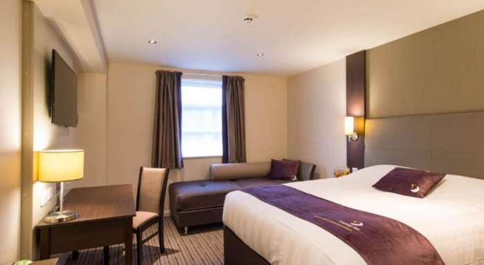 Hotel Premier Inn Aberystwyth 3* Aberystwyth, Ceredigion (80 guest ...