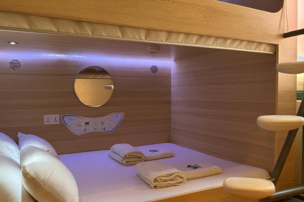 Hostel Wink at Upper Cross Street (81 guest reviews) Chinatown ...