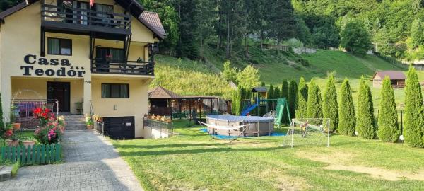 Villa Casa Teodor Rucăr Casă de oaspeți 3* Rucăr, Dambovicioara-Rucar ...