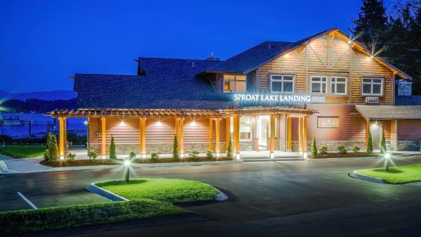 Sproat Lake Landing Resort 3* Great Central, Isla de Vancouver en la ...