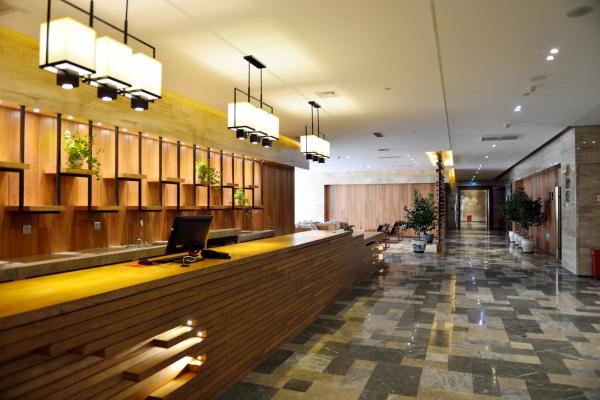 古尔沟华美达温泉度假酒店 3* Miyaluo, 四川 (2条评语). 古尔沟华美达温泉度假酒店酒店预订