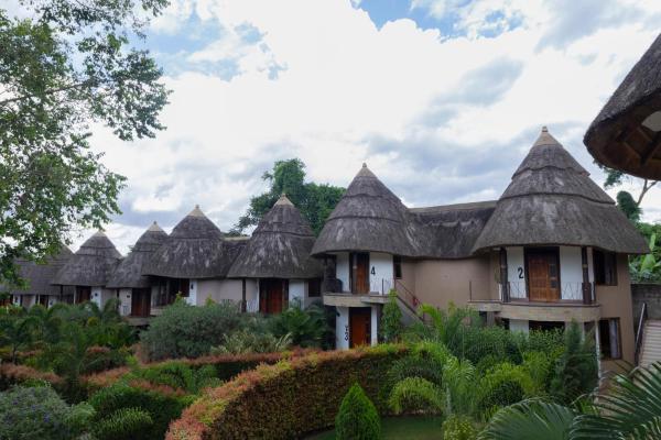 Forest Park Resort 3* rates from $120 (45 guest reviews) Buloba ...