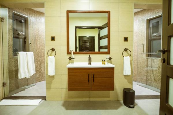 Hotel Hunters Paradise Cottages 3* rates from $125 (16 guest reviews ...