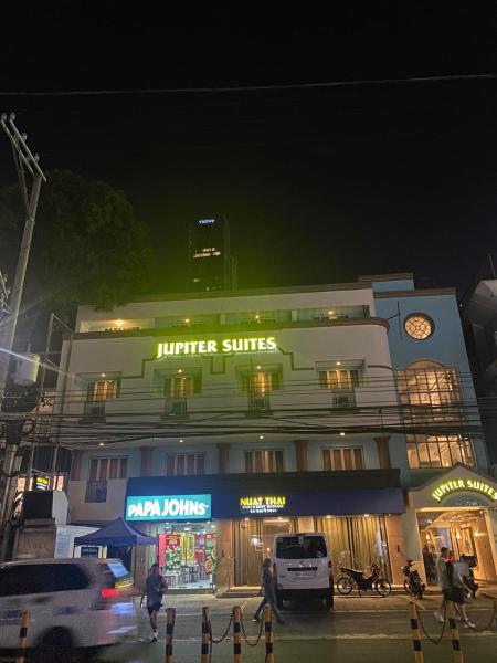 Hotel Jupiter Suites 3* rates from 1 912 ₱ (16 guest reviews) Makati ...
