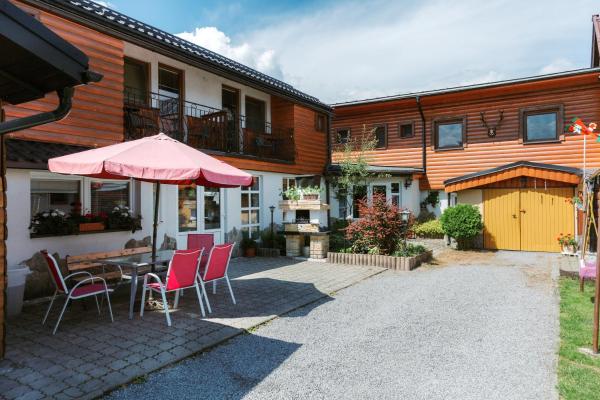 Penzión Hubert Zuberec, Rohace (5 Comentarios del Hoteles). Reserve el ...