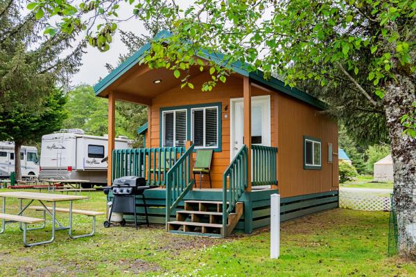 Campground Long Beach Camping Resort Studio Cabin 3 Long Beach ...