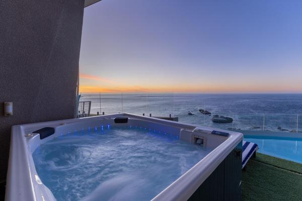 Hotel The Marvel Beach House (25 guest reviews) Cape Town CBD, Cape ...