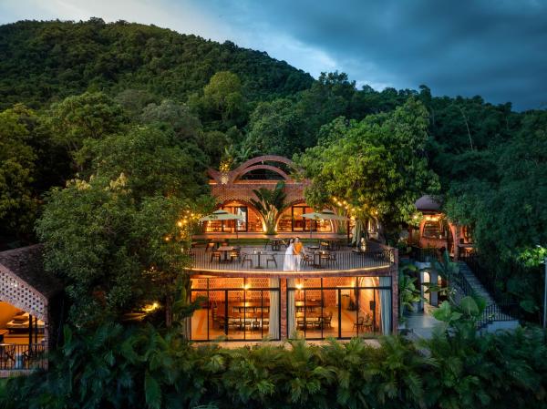 Resort Maida Lodge Hòa Bình, Hoa Binh. (9 guest reviews). Book hotel Maida Lodge