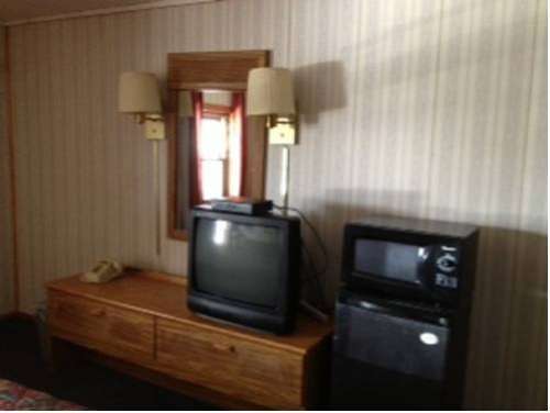 Inn Ike's Motel Beloit Beloit, Wisconsin (6 guest reviews). Book hotel ...