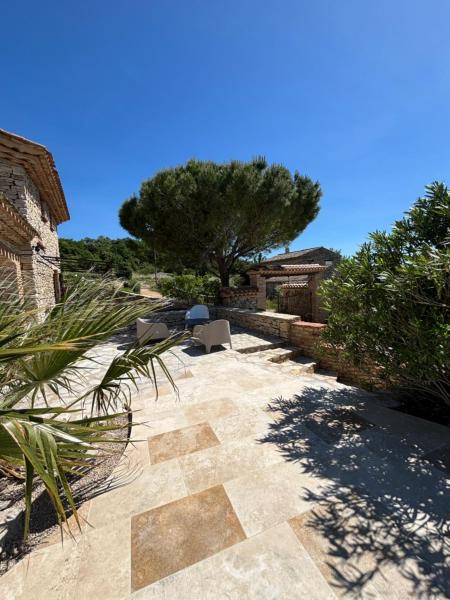 Villa Masada location saisonnière Ardèche-Provençale Larnas, Auvergne ...