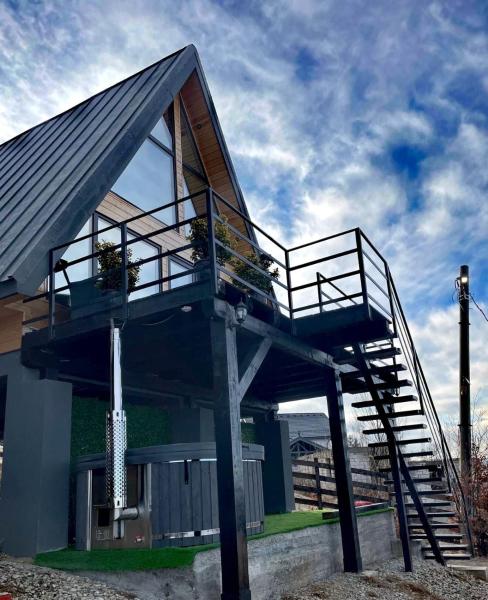 Villa Cez A-Frame rates from 720 lei Petroşani, Hunedoara. Reviews ...