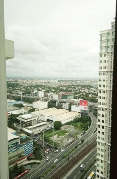 Hotel Makati Condo Edsa MRT Magallanes Station Chino Roces Ave IT Hub ...