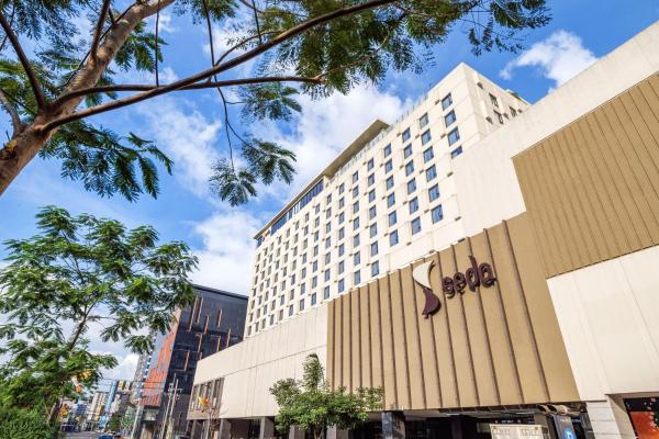 Hotel Seda Manila Bay 4* rates from $153 (69 guest reviews) Paranaque ...