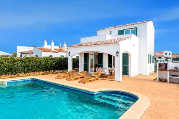 Villa Mara Cala'n Bosch, Menorca. Reserve el Villa Mara