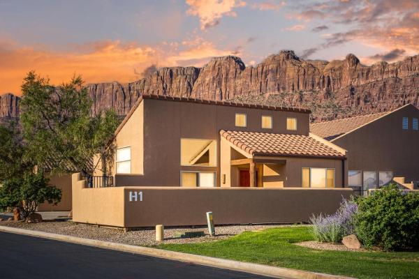 Hotel Rim Village H1 Moab, Parque Nacional de los Arcos. Reserve el Rim ...