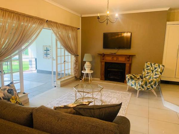 The Manor Midrand, East Rand. Book hotel The Manor