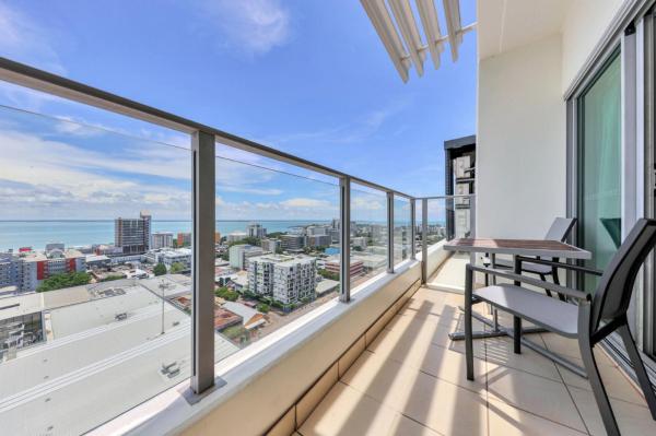 Sensation Sunsets Seaviews I Mantra Central CBD Apartment Darwin ...