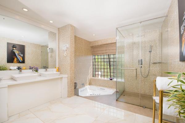 Hotel Hunas Falls 4* Elkaduwa, Matale District (84 guest reviews). Book ...