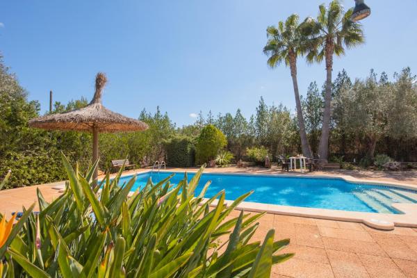 Villa Holiday Home Es Figueral den Vicens Campos, Mallorca. Holiday Home Es Figueral den Vicens ...